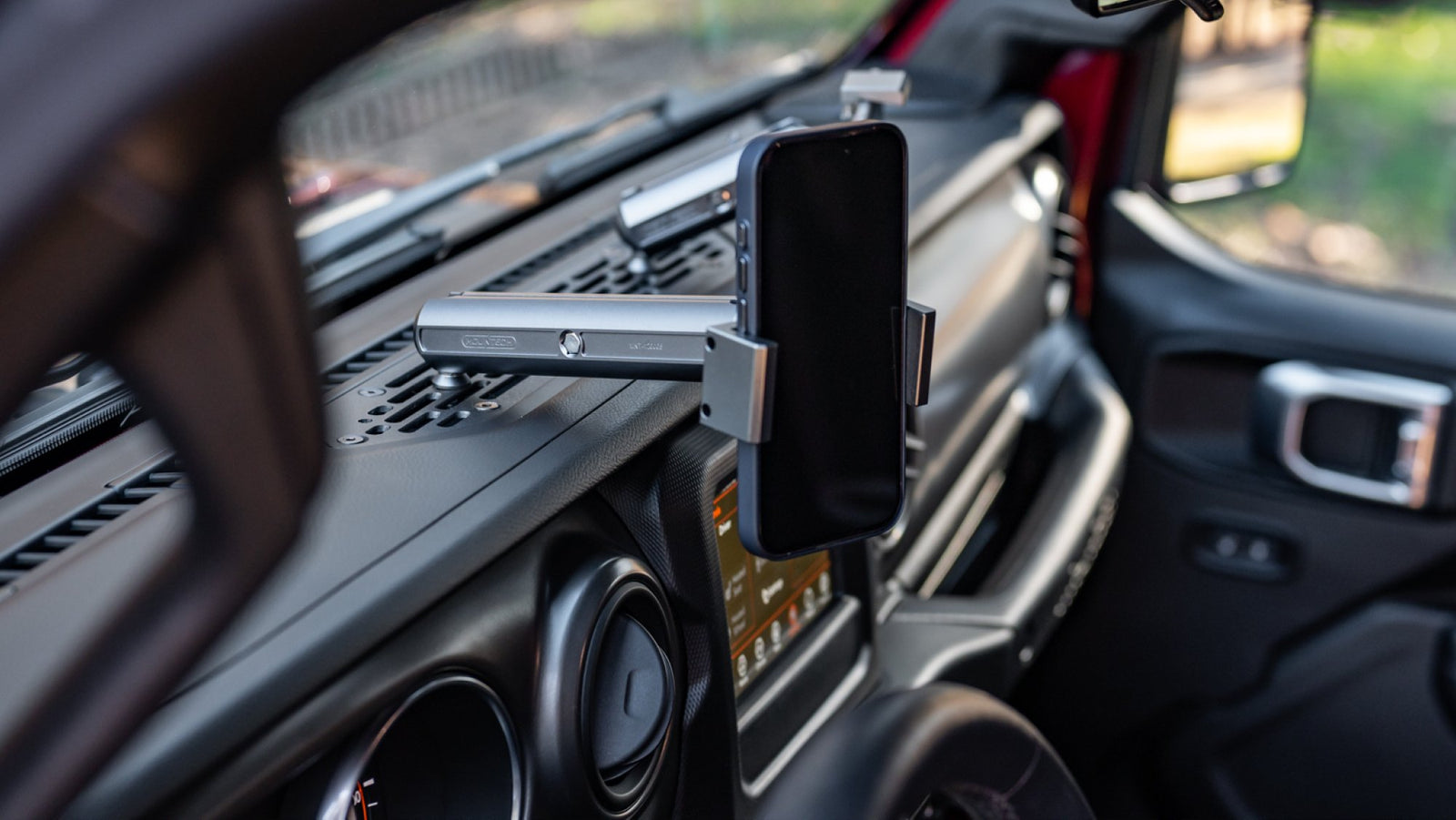 BuiltRight Industries Dash Mounts - Cell Phone Mounts Designed for Your ...