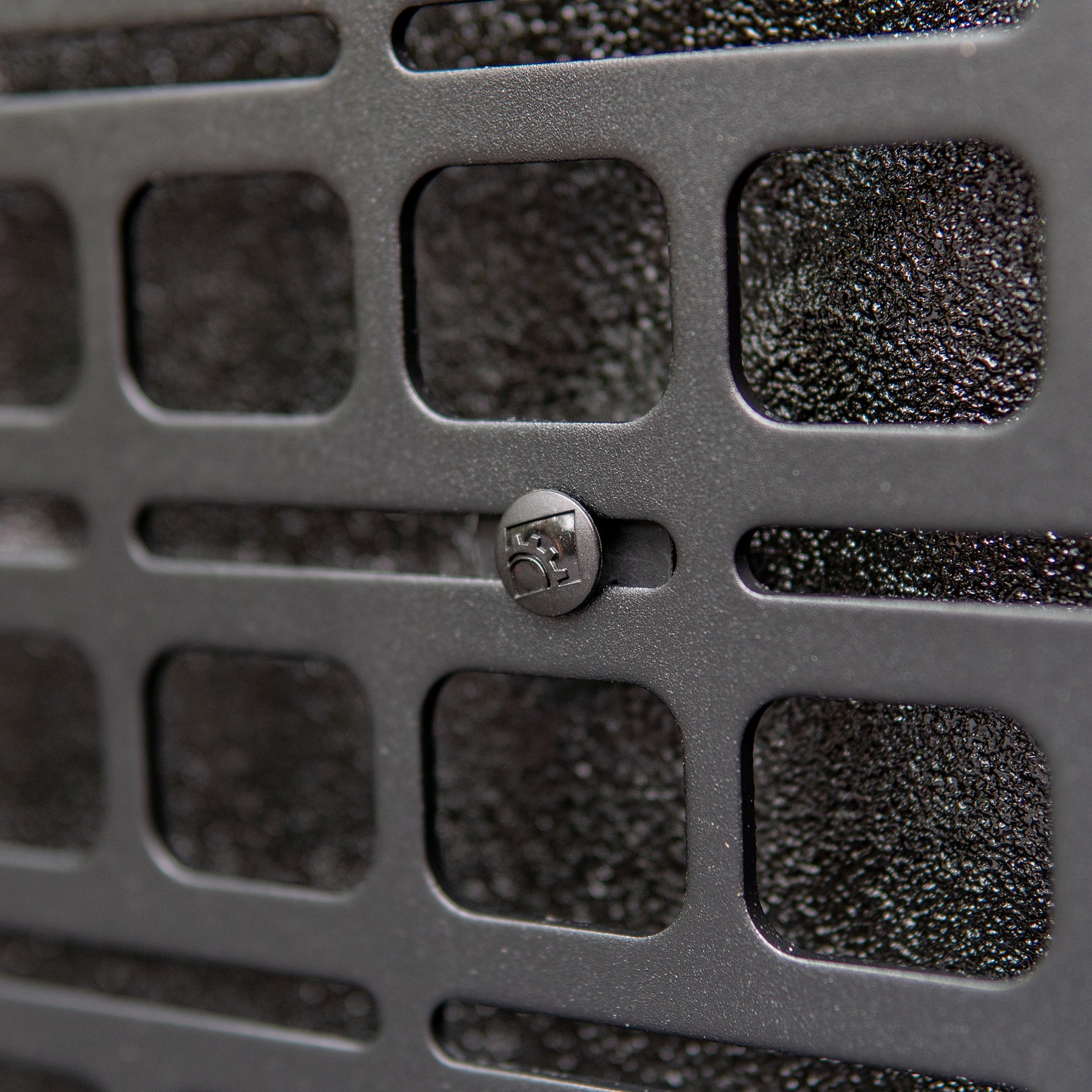 Bedside Rack MOLLE System | Silverado HD & Sierra HD (2020 ...